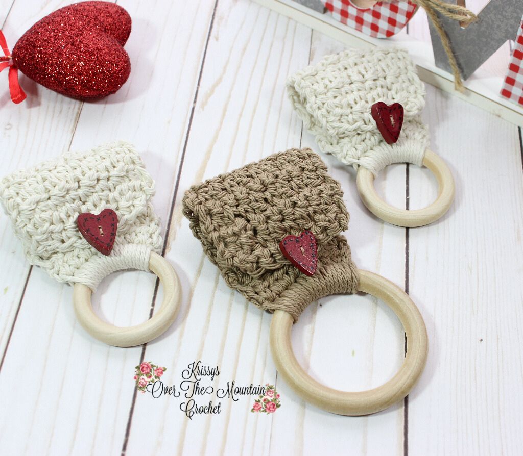How To Crochet A Simple Towel Holder | Free Crochet Pattern - Krissys ...